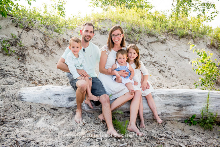 Klassen Family Photos at Grand Beach - Gabrielle Touchette Photography