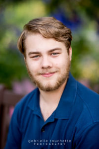 Loewen Family Photos at Assiniboine Park - Gabrielle Touchette Photography