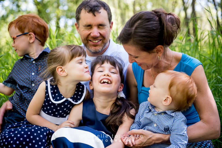 Famille Demers – Parc Lagimodière-Gaboury | Gabrielle Touchette Photography