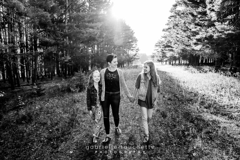 Friesen Family Photos at Birds Hill Park - Gabrielle Touchette Photography